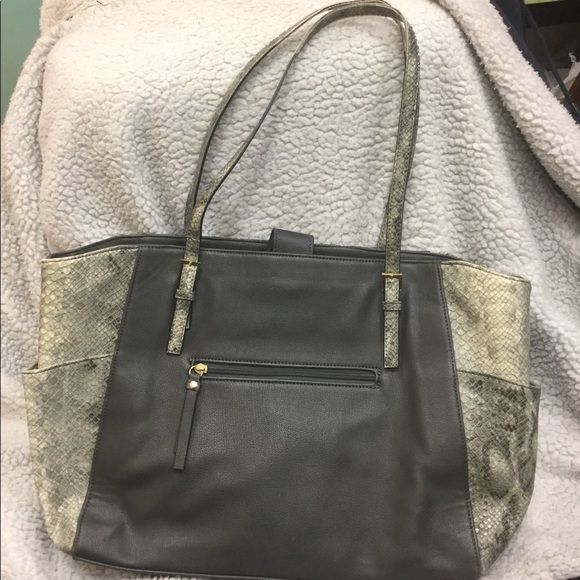 Tutilo | Bags | Tutilo Handbagcase | Poshmark